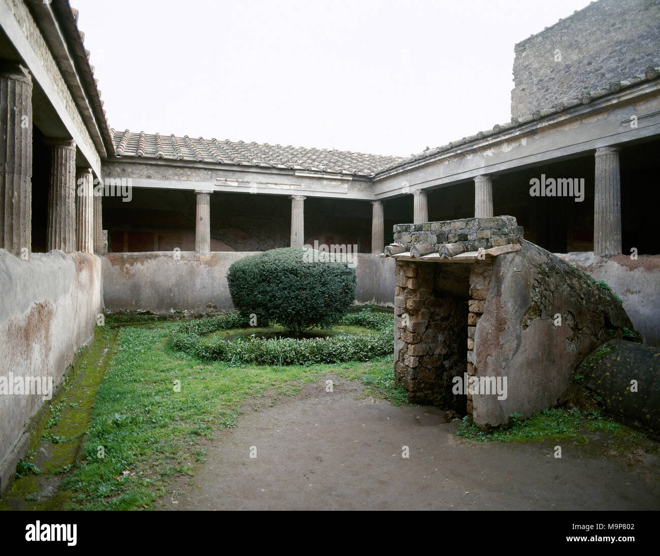 Pompeii. Ancient Roman city. Villa of the Mysteries. Courtyard ...