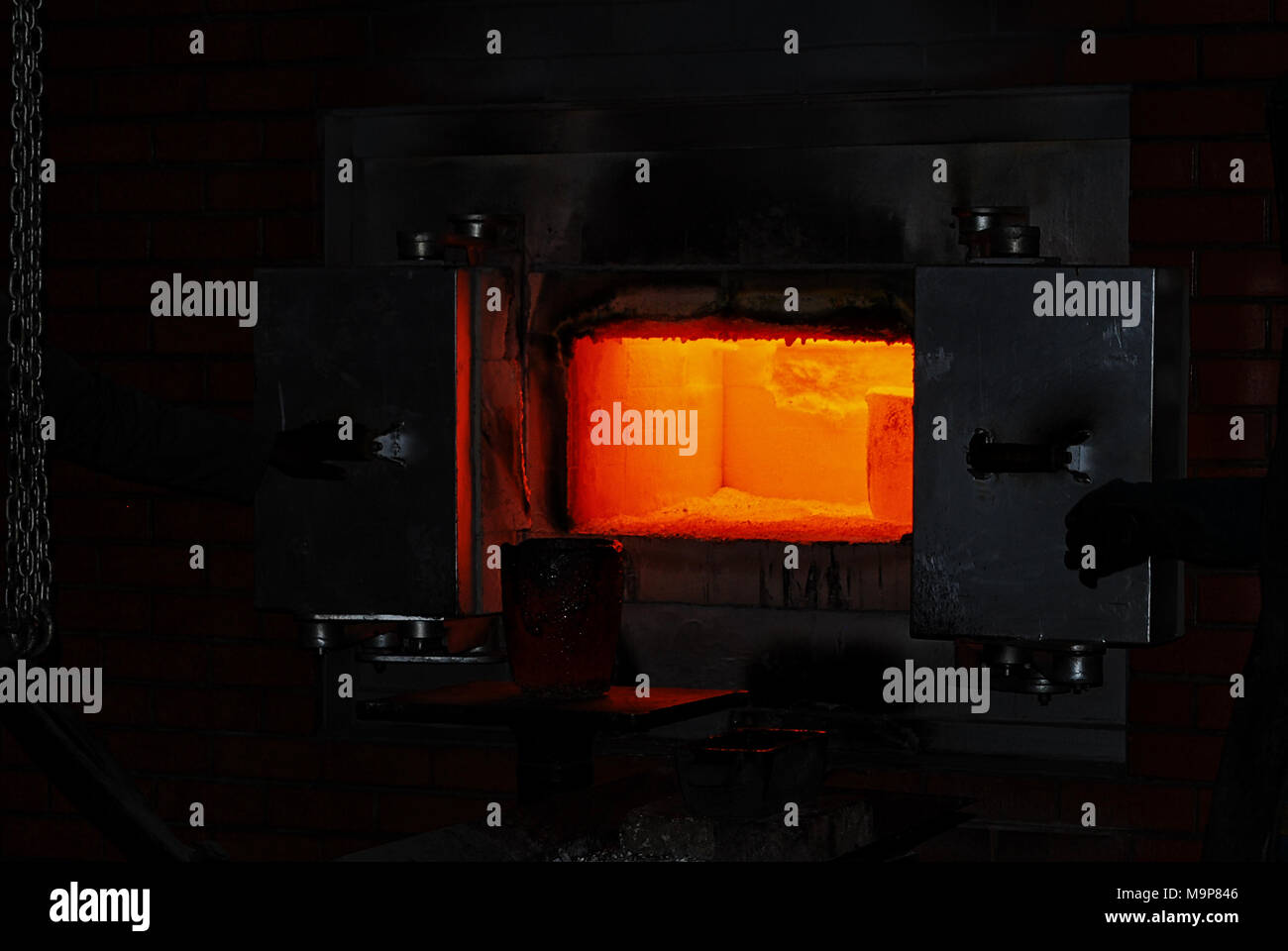 open door to a hot furnace interior Stock Photo - Alamy