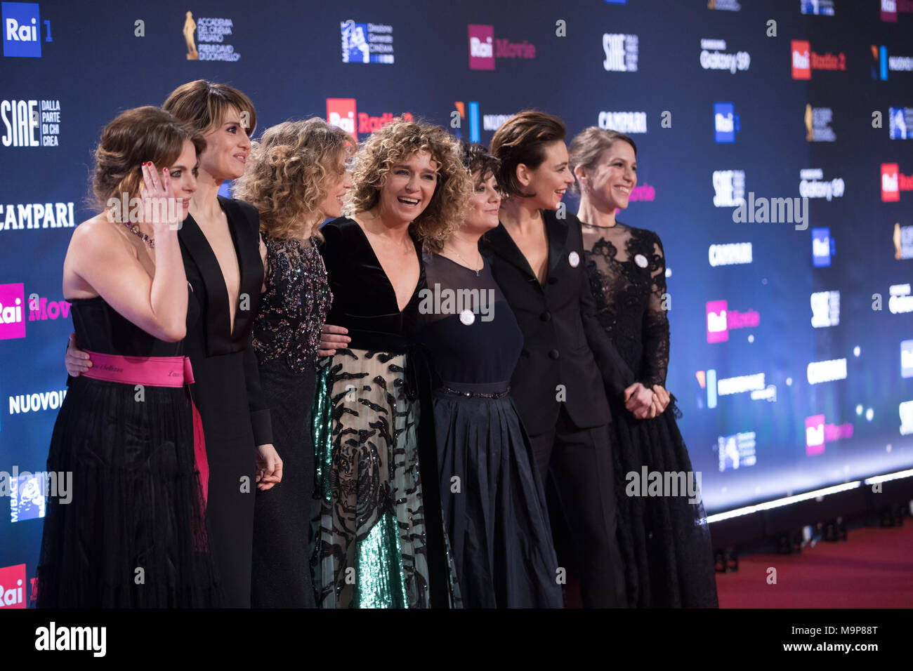 Valeria Golino, Paola Cortellesi, Jasmine Trinca, Giovanna Mezzogiorno ...