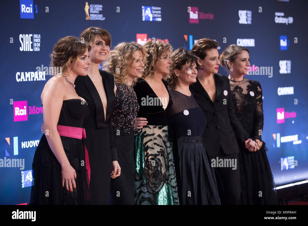 Valeria Golino, Paola Cortellesi, Jasmine Trinca, Giovanna Mezzogiorno ...