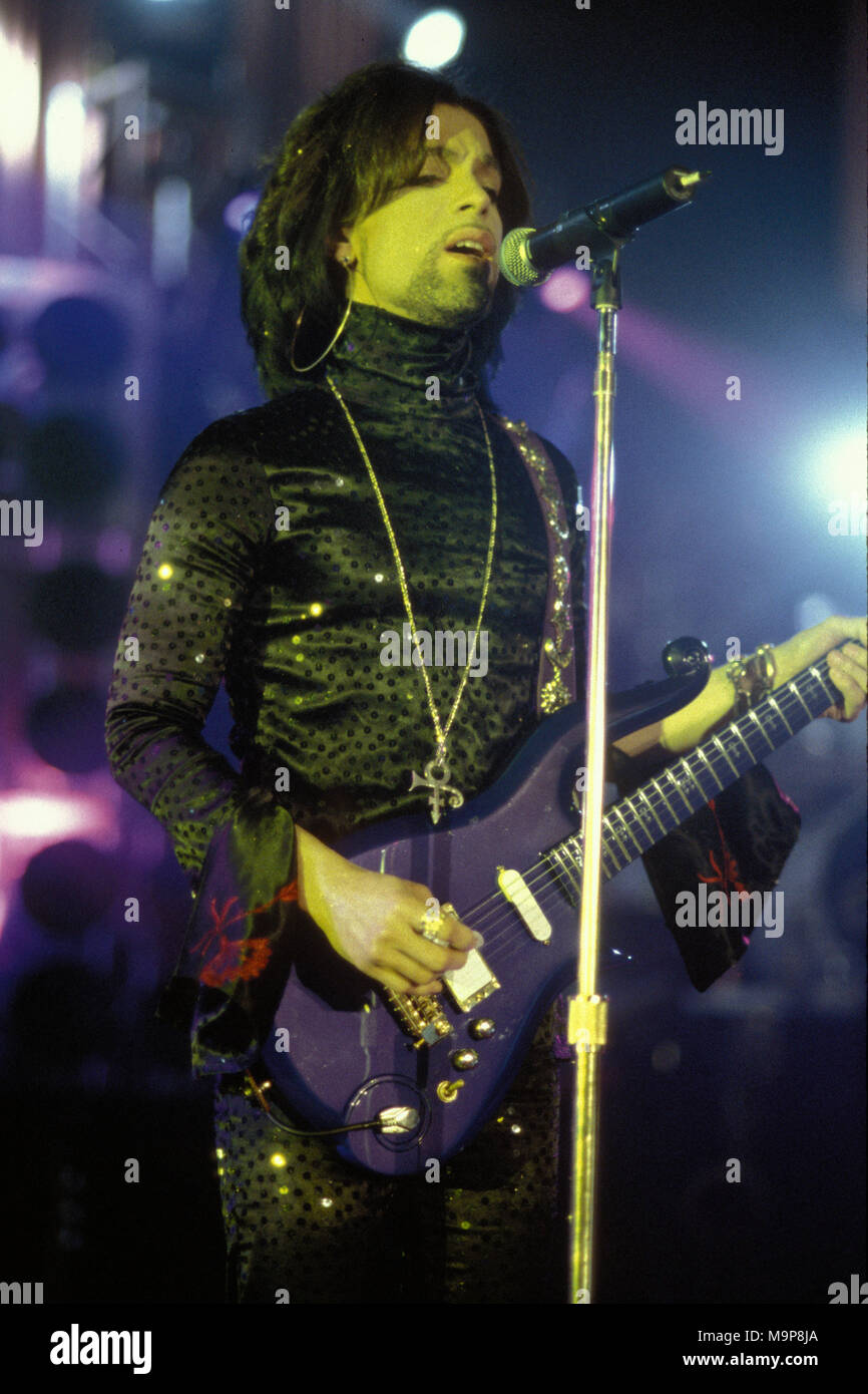 MIAMI, FL - AUGUST 15: Prince performs at the Miami Arena on August 15 ...