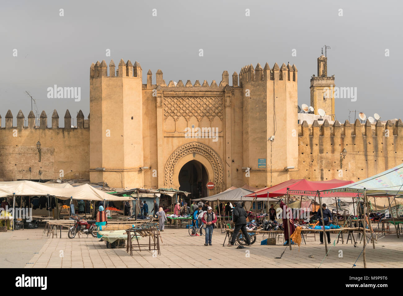Market in front of Bab Chorfa, Fez, Morocco Stock Photo - Alamy