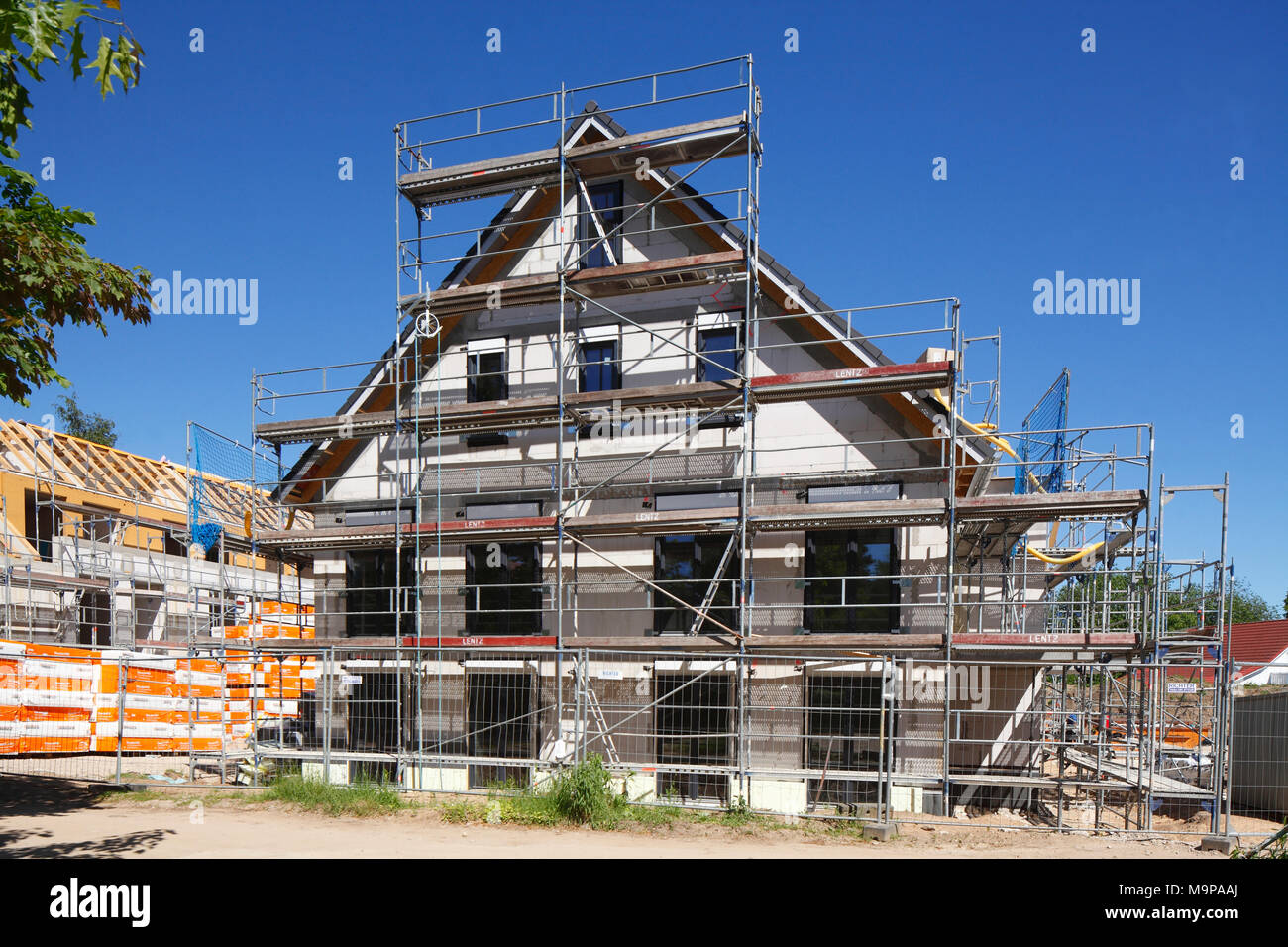 Scaffolded building site hi-res stock photography and images - Alamy