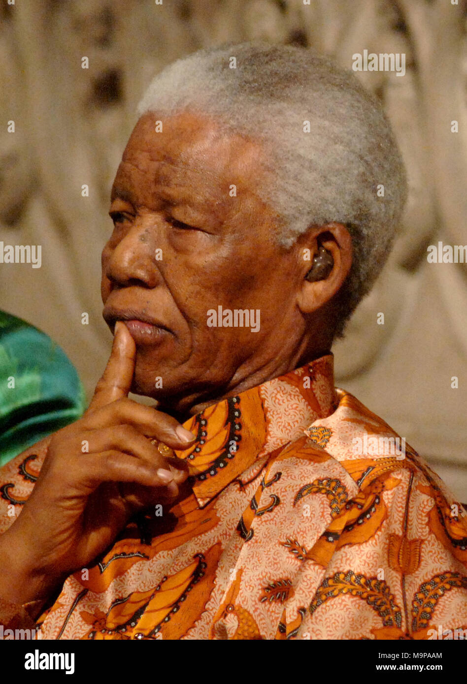 Nelson Mandela Eleito Presidente Há 10 Anos Morria O Advogado
