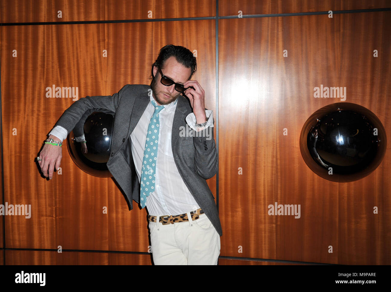 MIAMI BEACH, FL - JANUARY 19: Velvet Revolver and Stone Temple Pilots ...