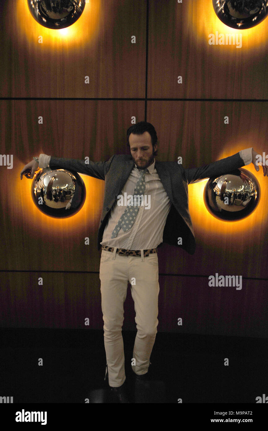 MIAMI BEACH, FL - JANUARY 19: Velvet Revolver and Stone Temple Pilots ...