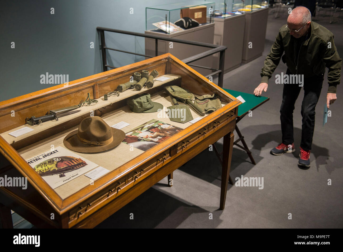 2001 kubrick set hi-res stock photography and images - Alamy