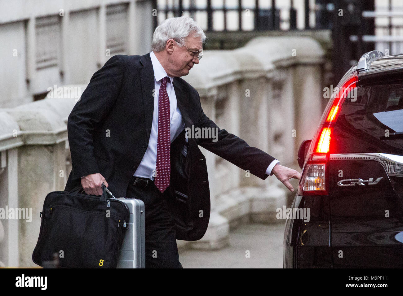 9 downing street hi-res stock photography and images - Alamy