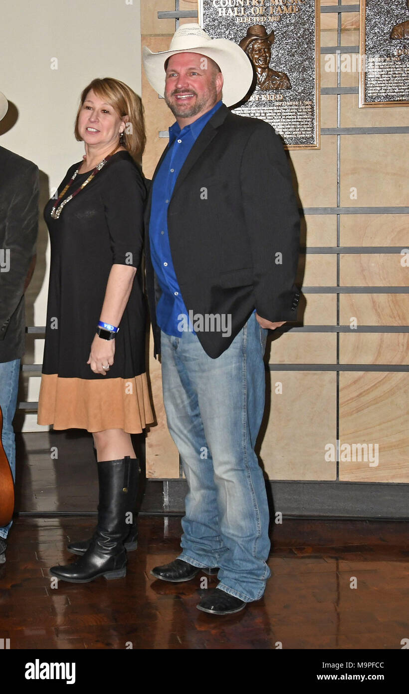 Sarah trahern hi-res stock photography and images - Alamy