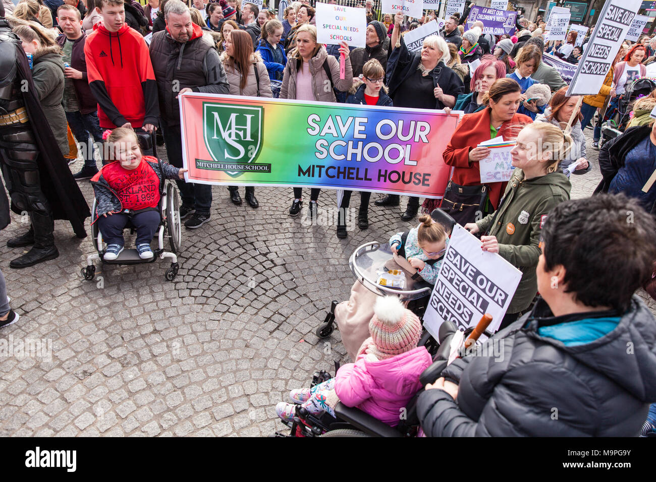 Belfast City Hall, Belfast, Northern Ireland. 27th March 2018. A ...
