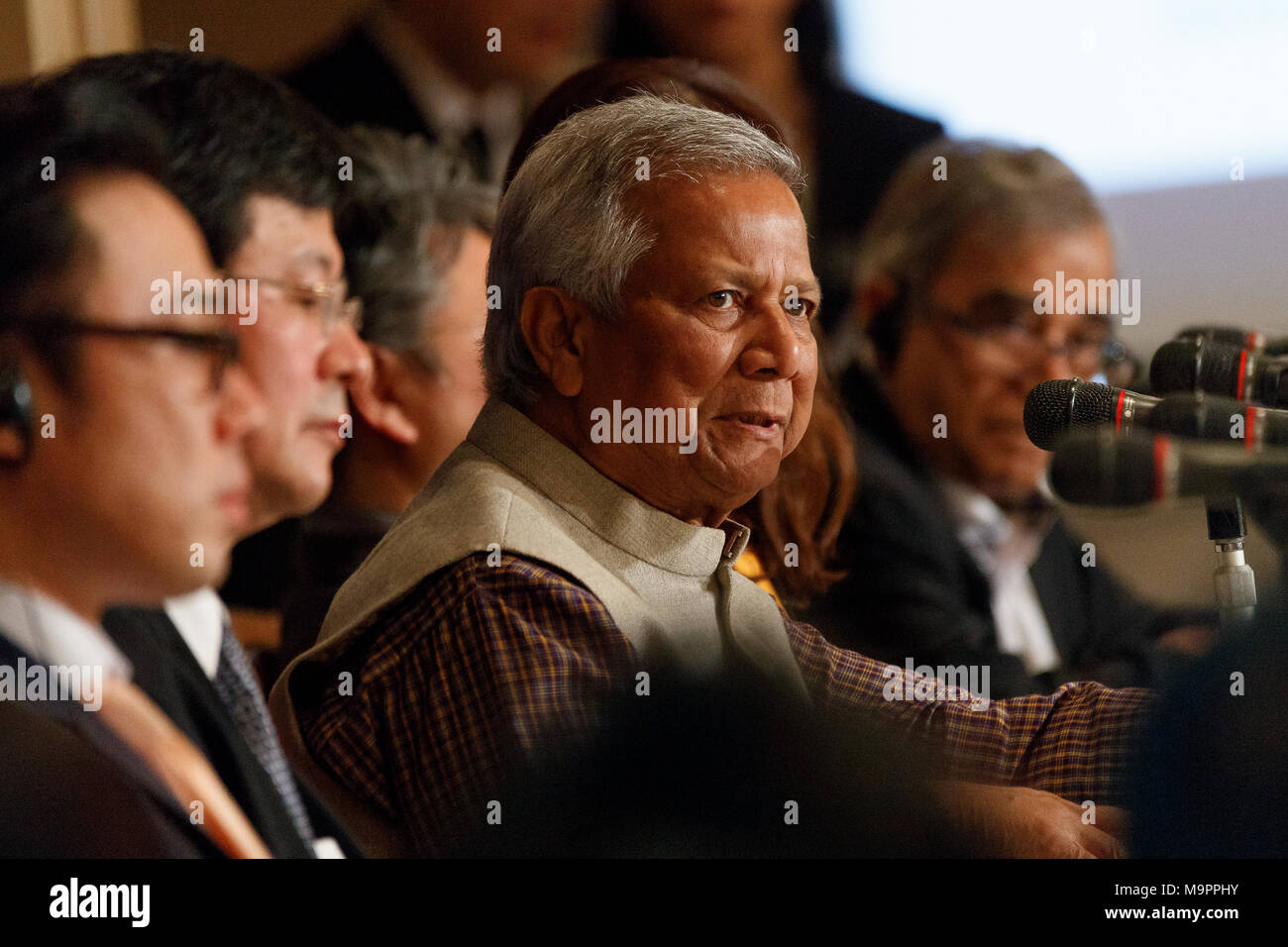 Nobel Peace Prize (2006) laureate Muhammad Yunus speaks during a news ...