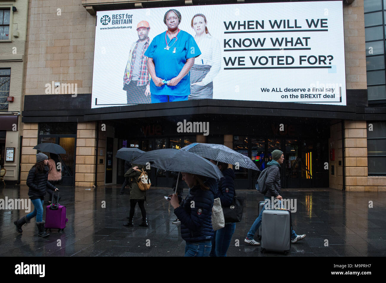Billboard with nationwide advertisement hi-res stock photography and ...