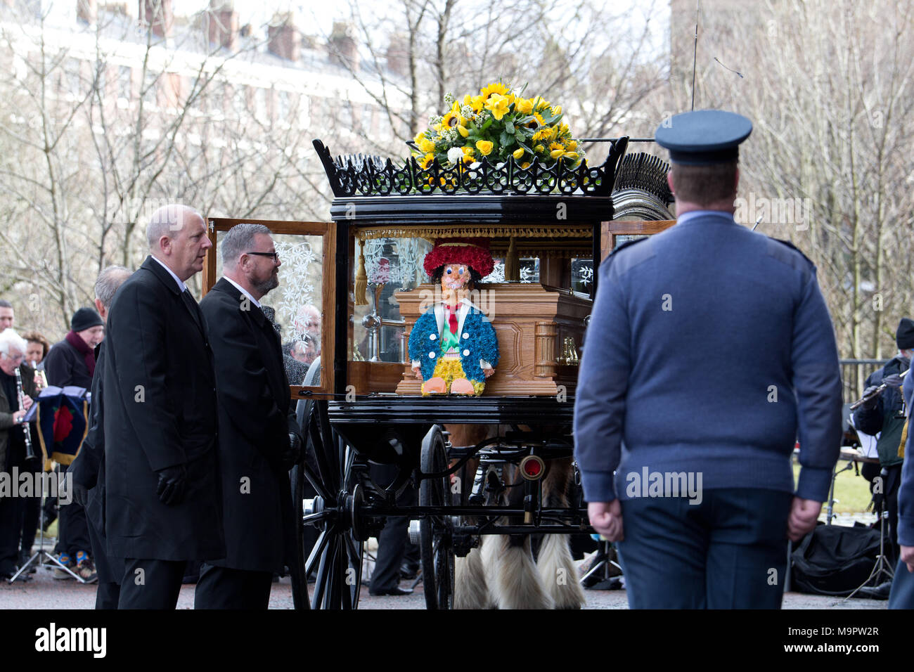 Liverpool, UK. 28th March, 2018. Celebrities, family, friends and members of the public pay ...