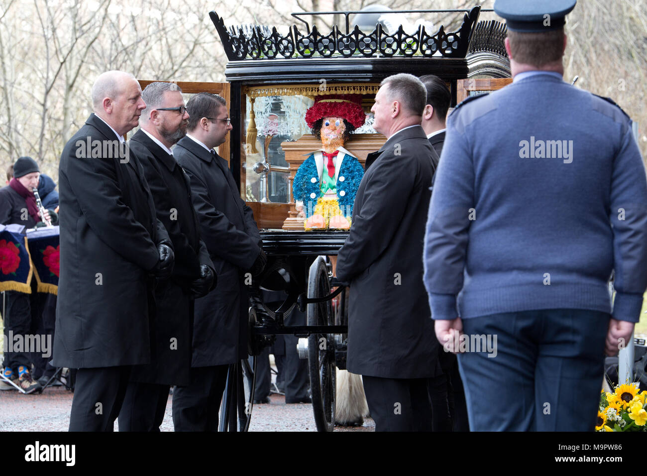 Anglican funeral service hi-res stock photography and images - Alamy