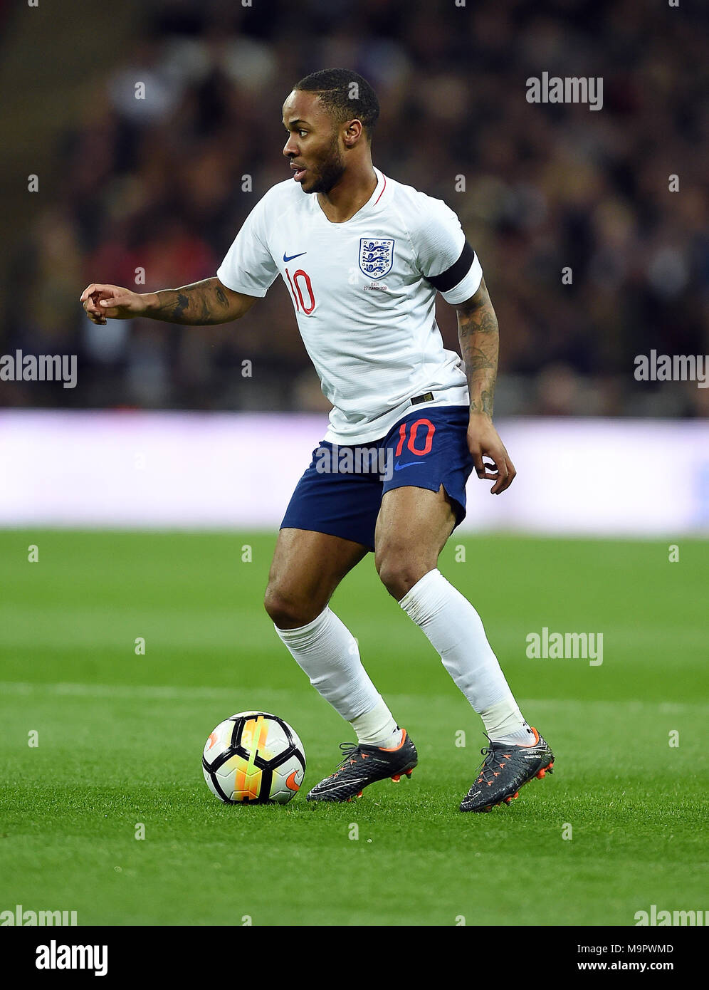 Nouse hi-res stock photography and images - Alamy