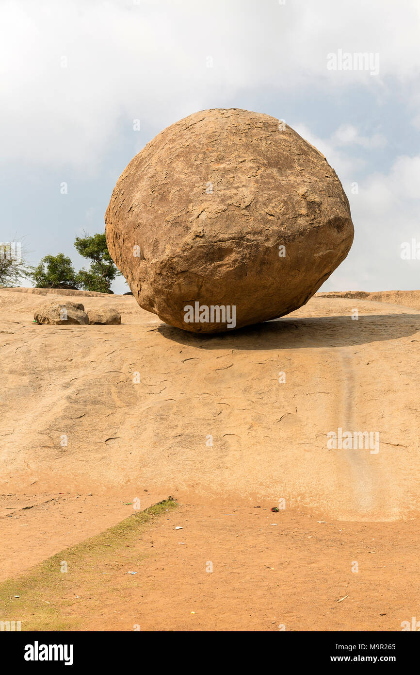 Krishna's Butter Ball, Mahabalipuram, Tamil Nadu, India Stock Photo - Alamy
