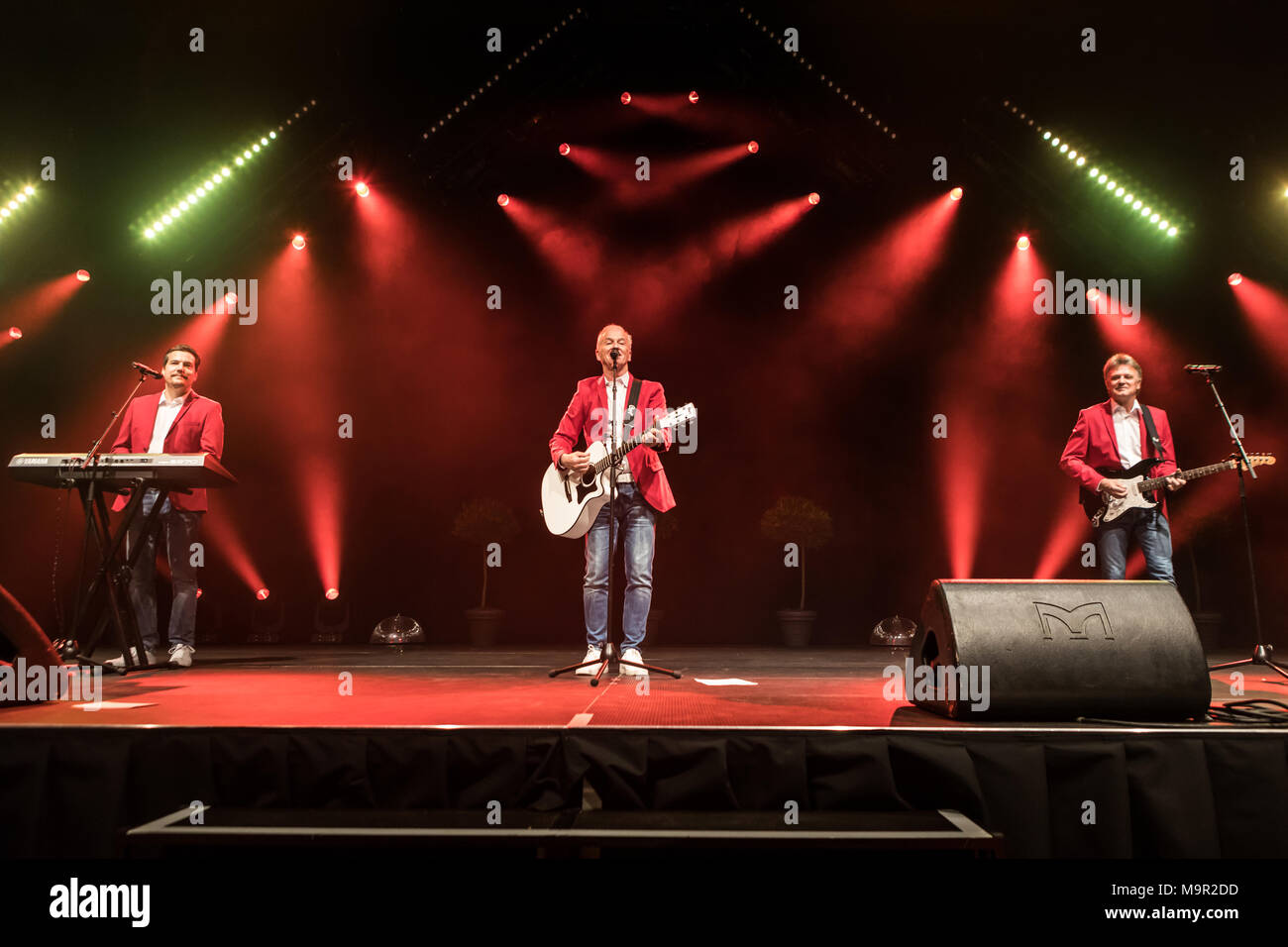 The Swiss pop band Calimeros live at Schlager Nacht in Luzern ...