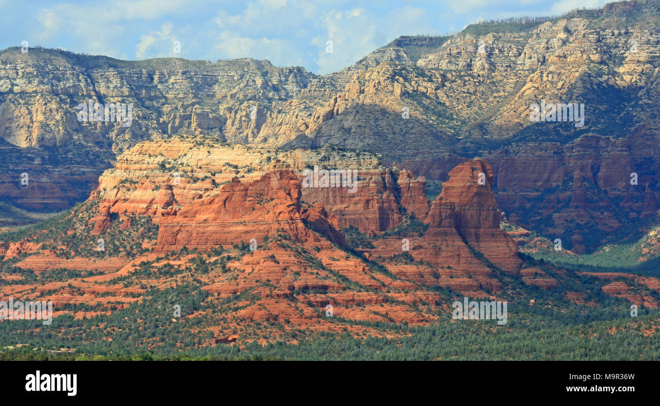 Red rock formation in Sedona, Arizona Stock Photo - Alamy
