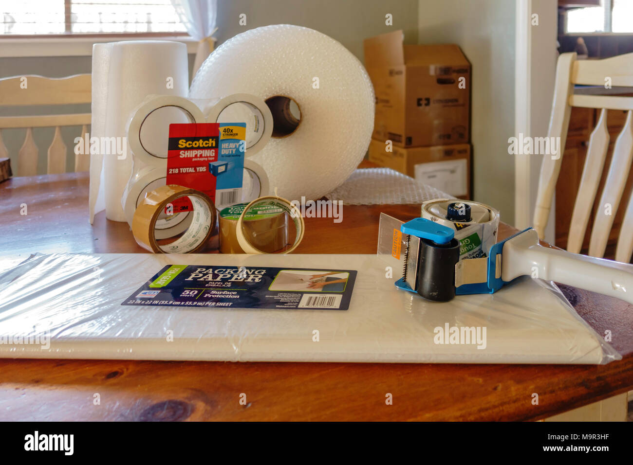 Foam tape hi-res stock photography and images - Alamy