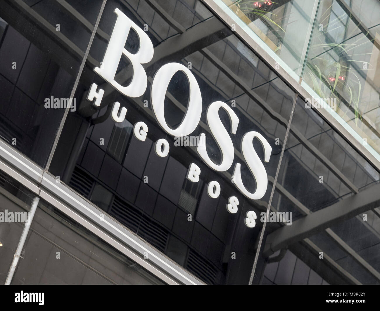 Hugo Boss Sign Stock Photos & Hugo Boss Sign Stock Images - Alamy