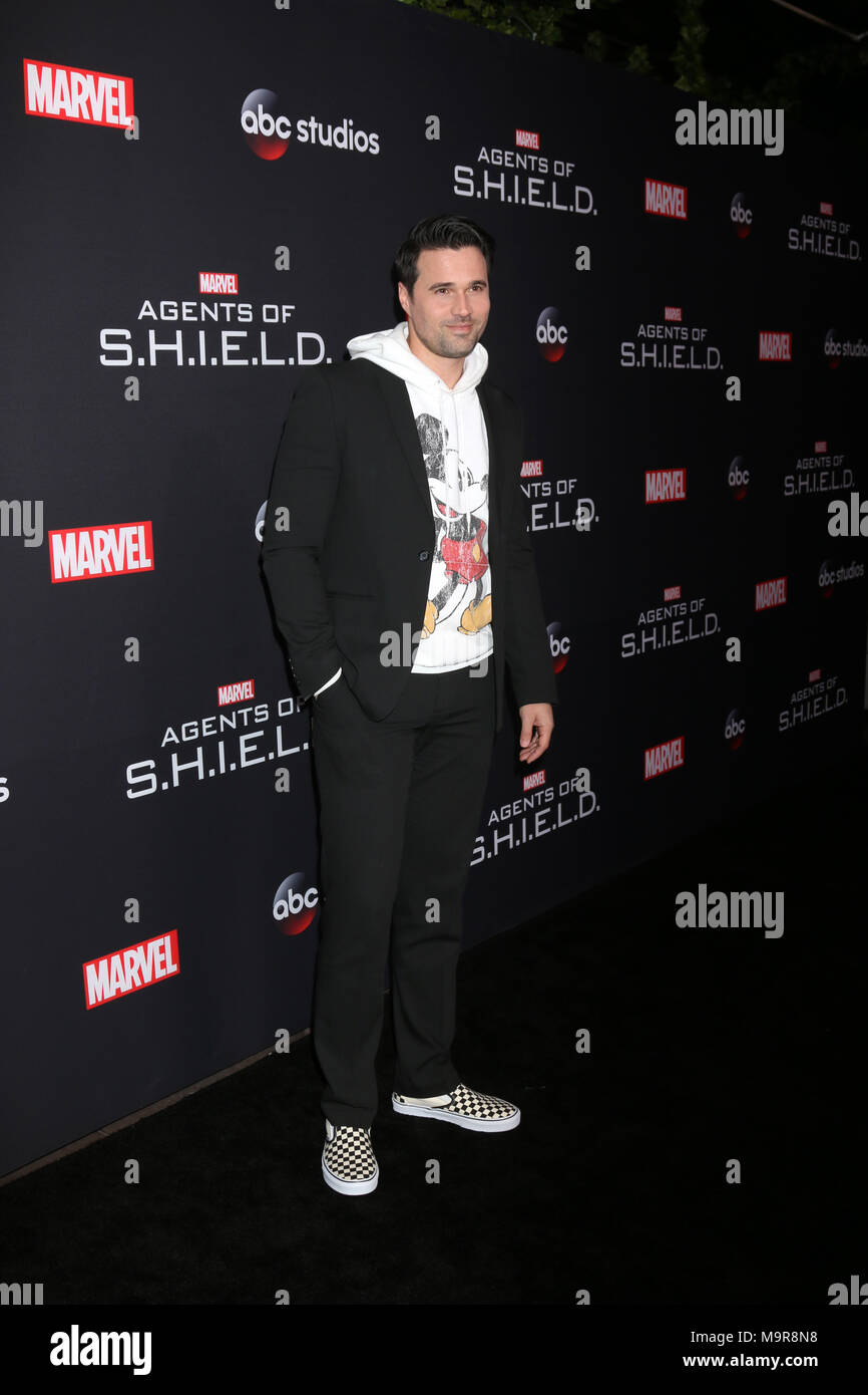 Marvels agents of shield hi-res stock photography and images - Alamy