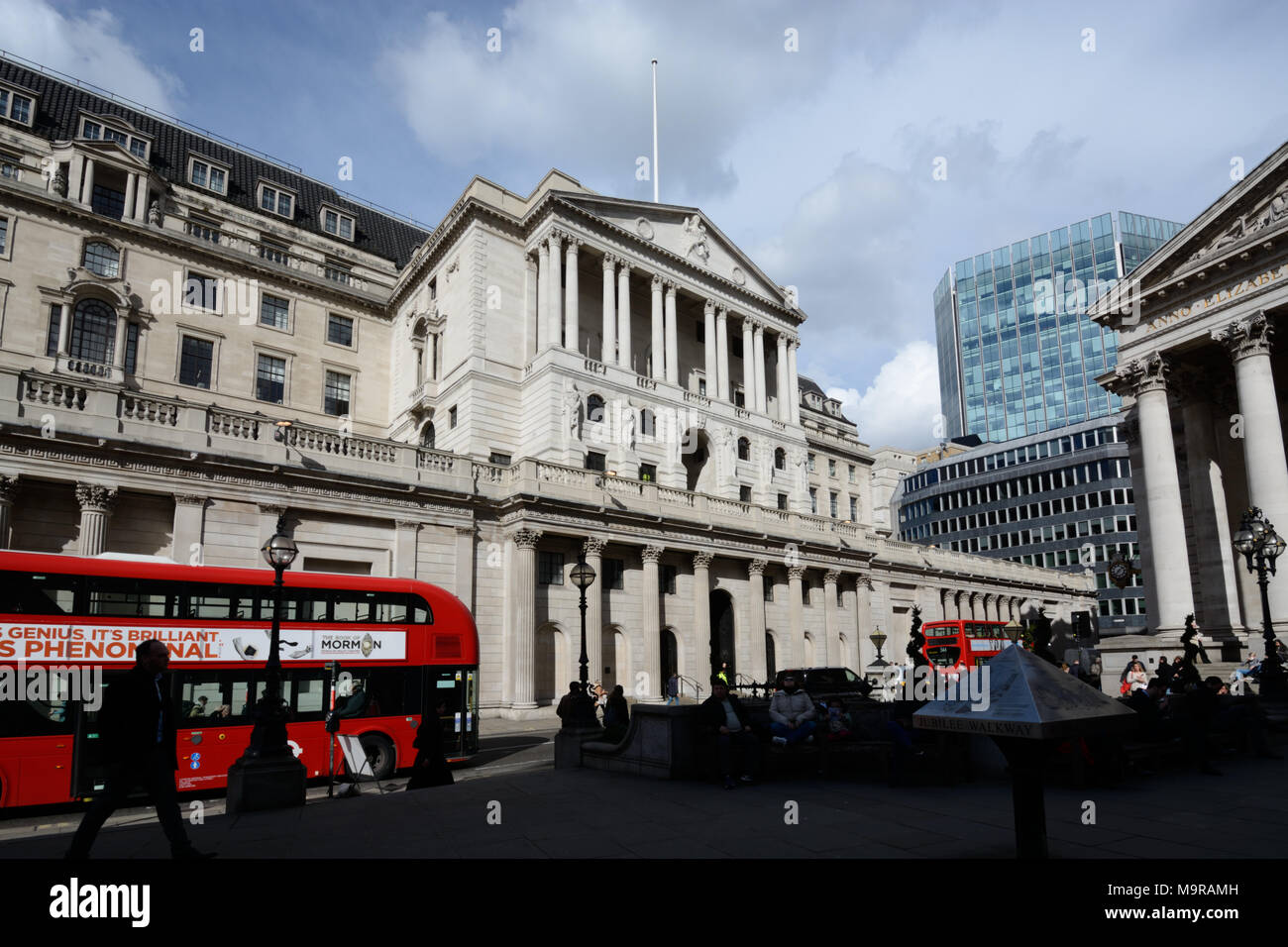 Bank of England, Threadneedle Street, City of London Stock Photo - Alamy