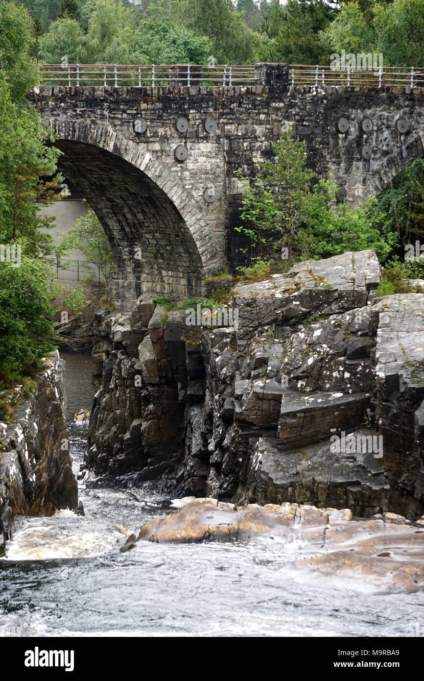 Garve, Scotland, UK: The Victorian-era Little Garve Bridge over Black ...