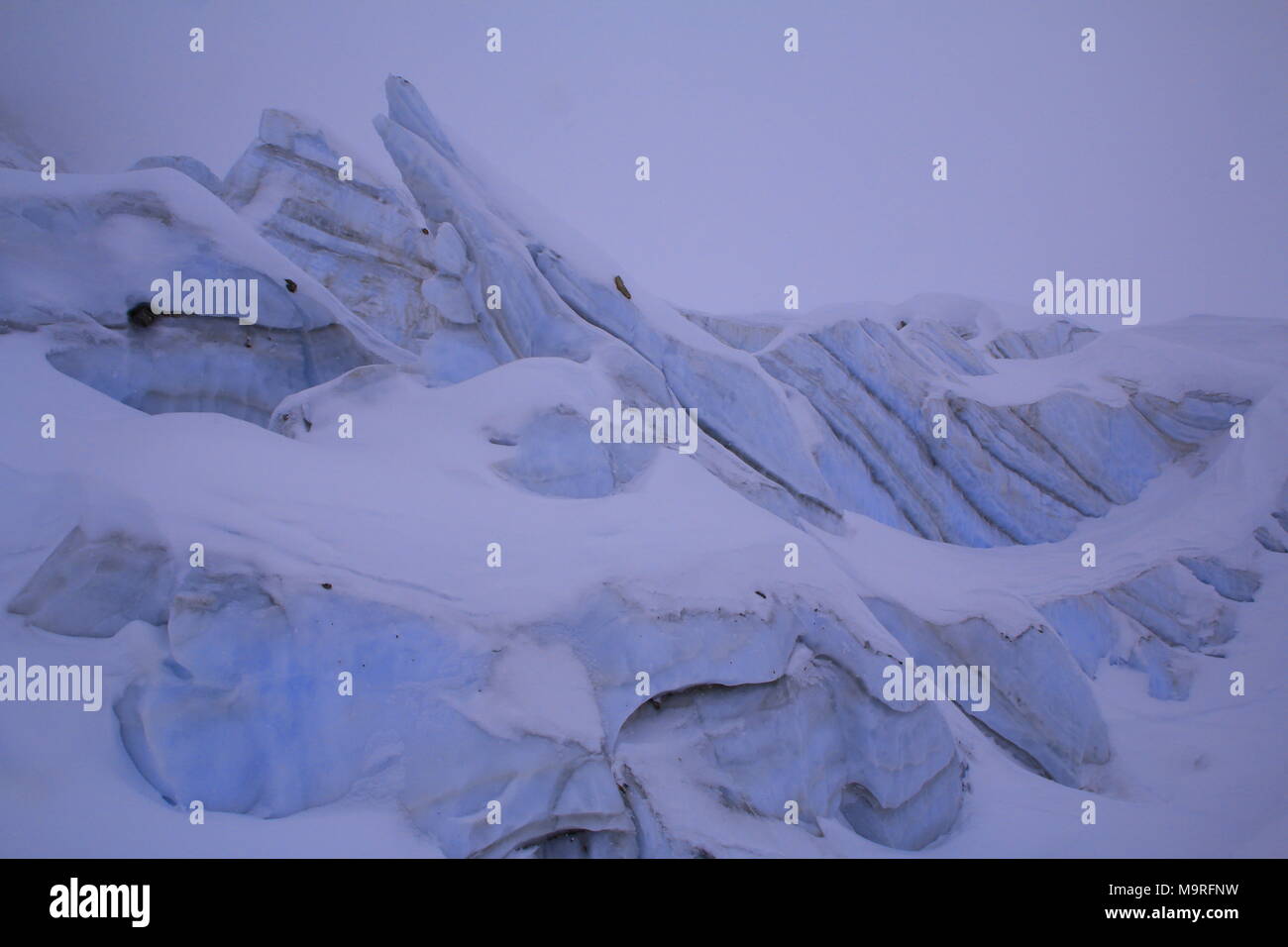 Dangerous glacier hi-res stock photography and images - Alamy