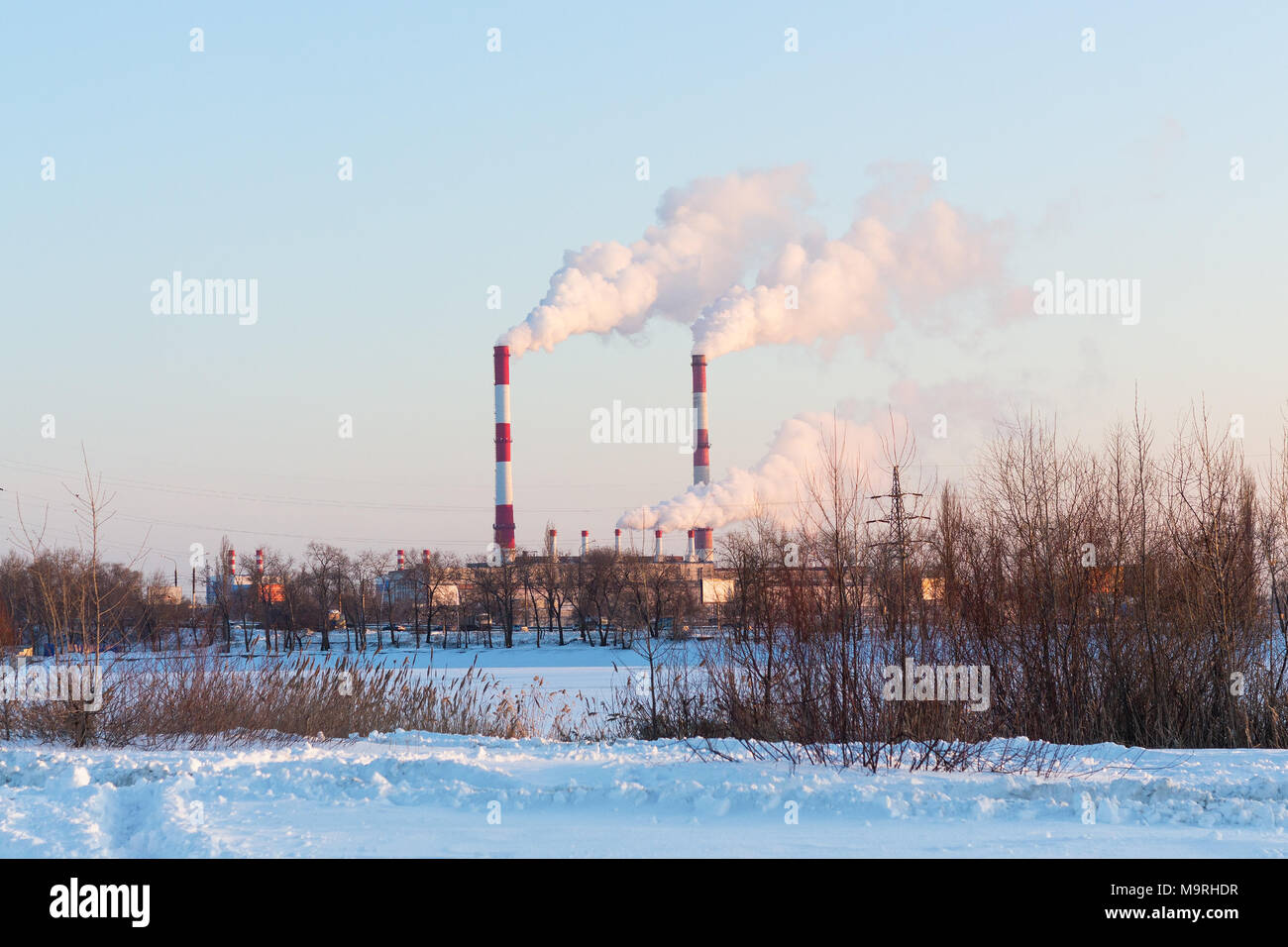 Factory snow winter cold climate hi-res stock photography and images ...
