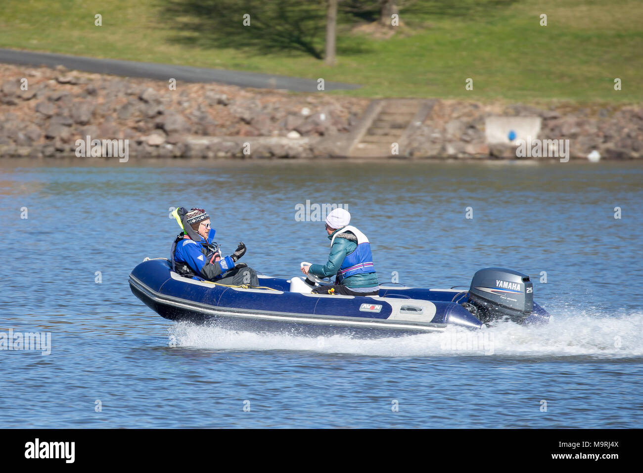 Power boat lesson, Trimpley Reservoir, Worcestershire, UK. Female adult ...