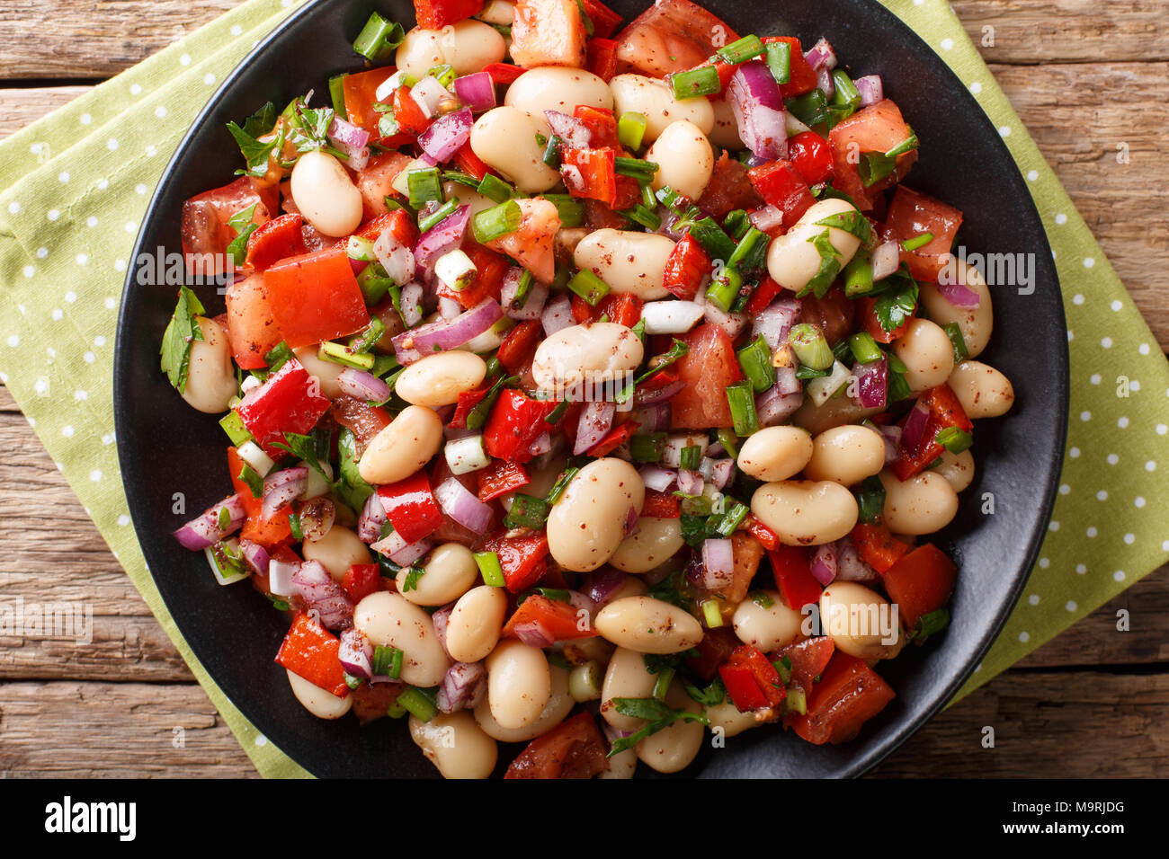 Turkish Bean Salad Piyaz with tomatoes, onions, peppers and cilantro ...