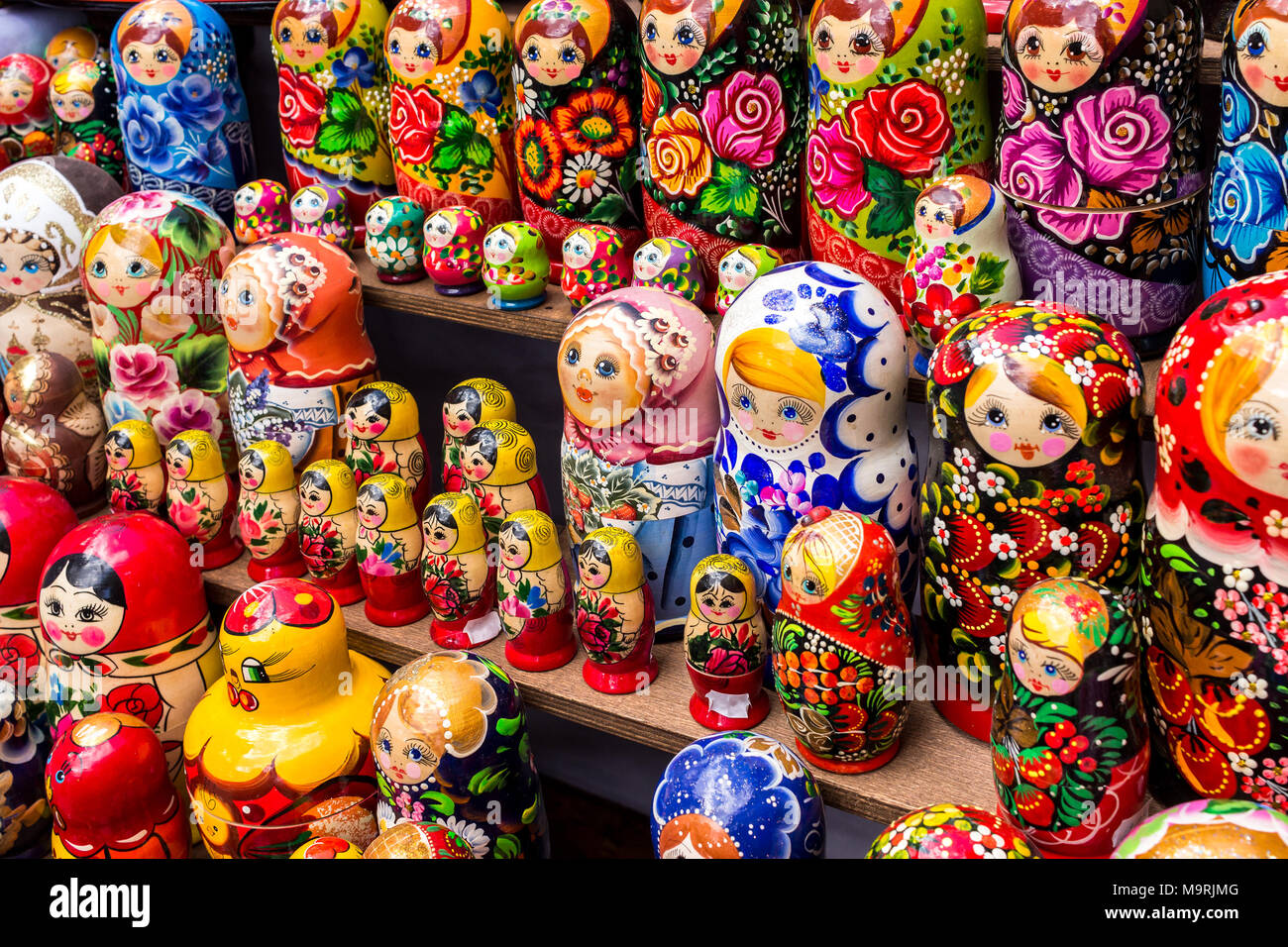 Russian nesting figures hi-res stock photography and images - Alamy
