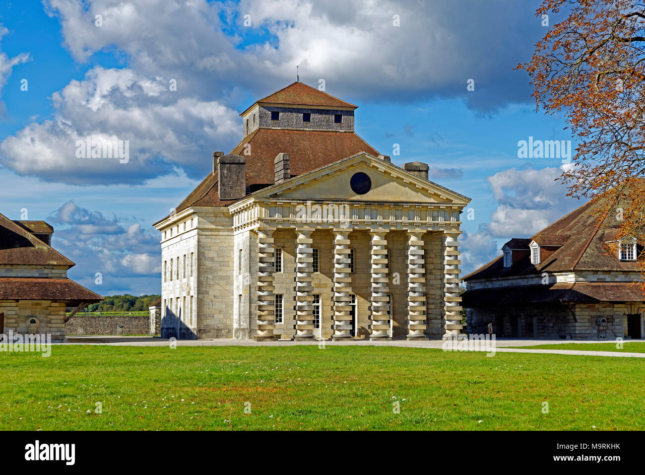 Europe, France, Jura (France - Comté), Arc-et-Senans, grandee Rue ...