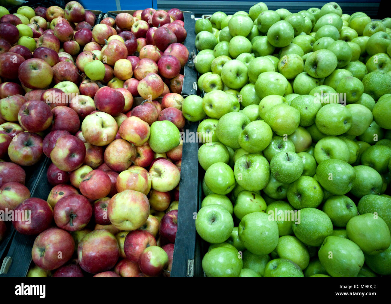 Apple on the window hi-res stock photography and images - Alamy