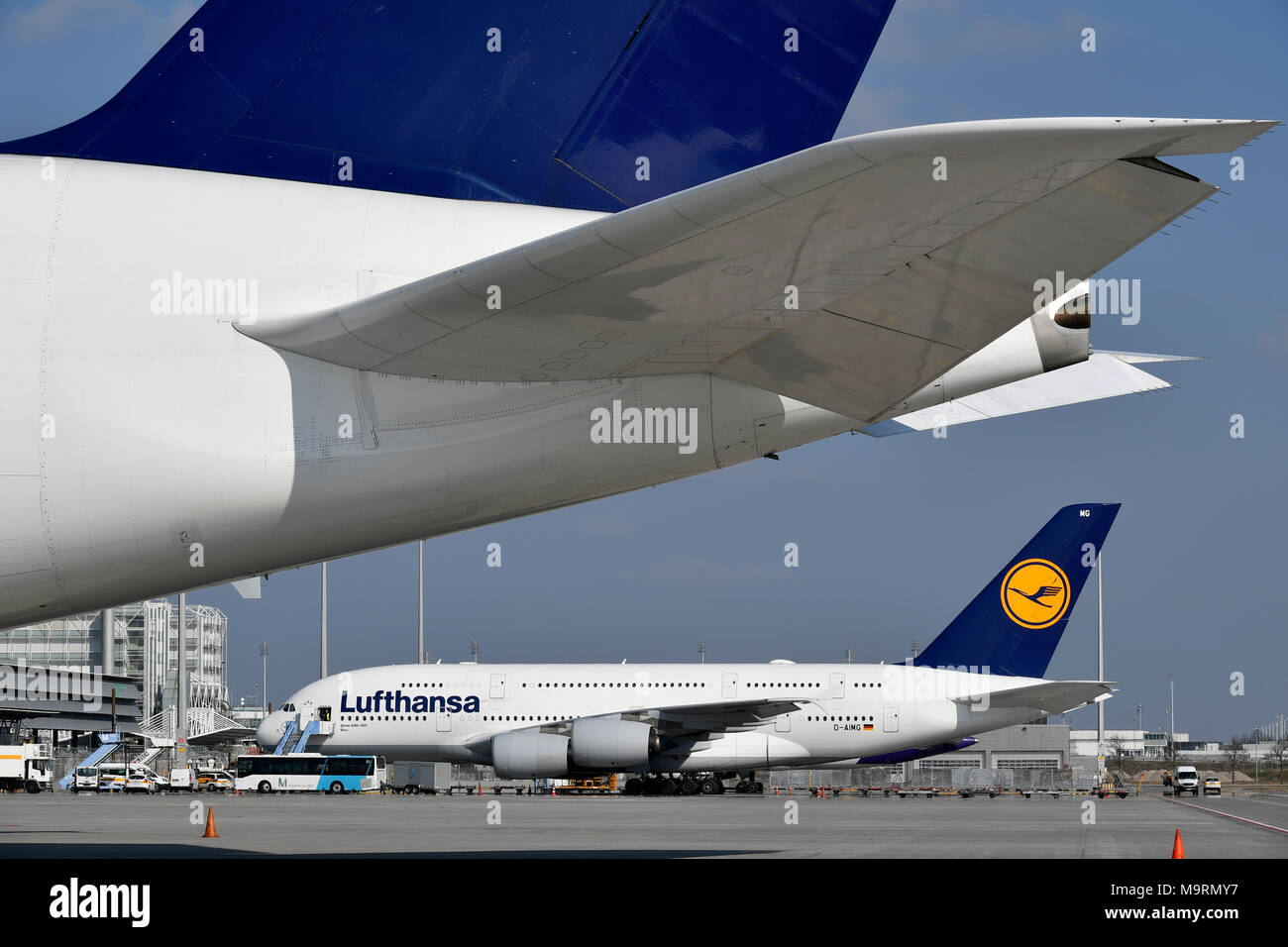 Lufthansa, Airbus A380-800, A380, 800, Airport, Munich, roll, in, out ...
