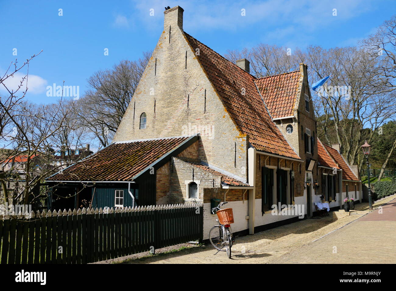 One village on the island is called East Vlieland The village West ...