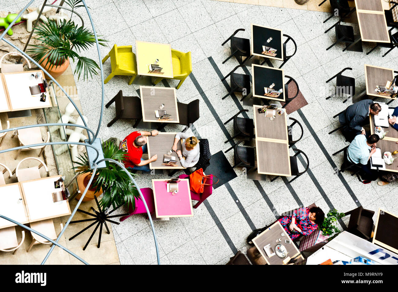 Restaurant tables above hi-res stock photography and images - Alamy