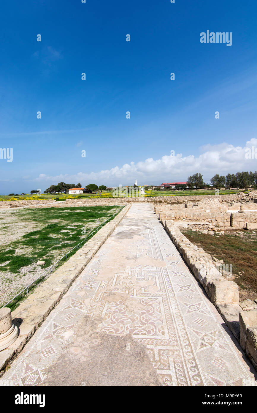 Kato paphos archaeological park tomb hi-res stock photography and ...