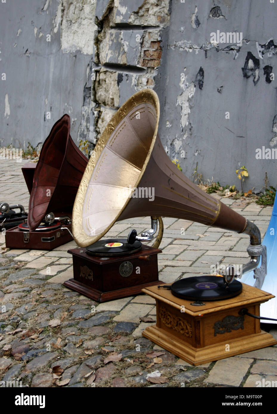 old gramophones Stock Photo - Alamy
