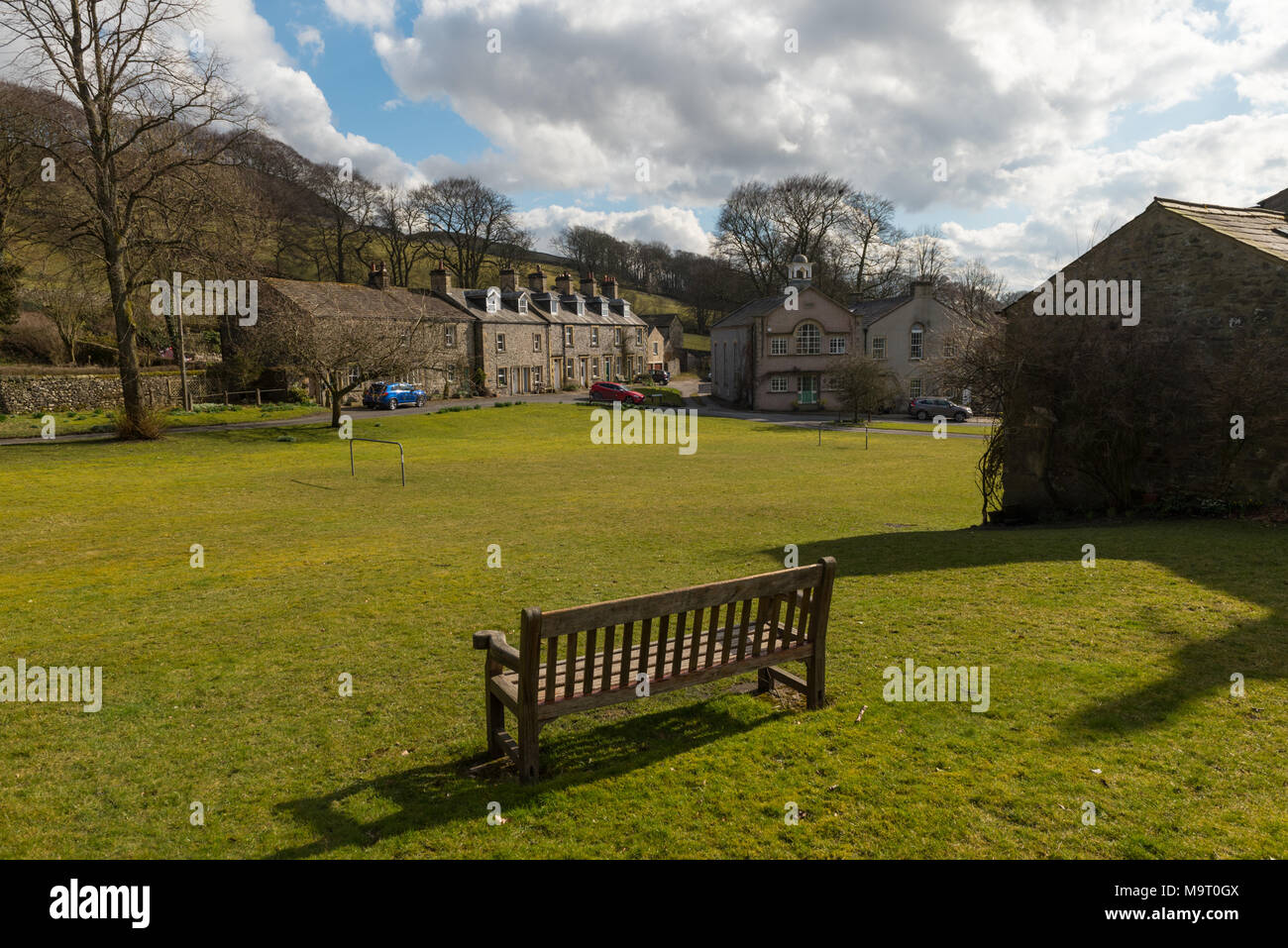 Langcliffe hi-res stock photography and images - Alamy