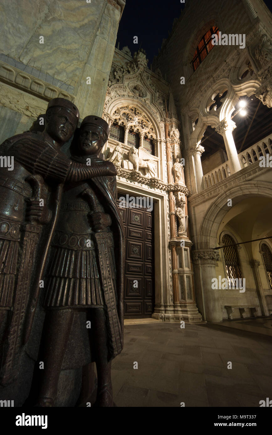 Four Tetrarchs statue in san Marco square, Venice Stock Photo - Alamy