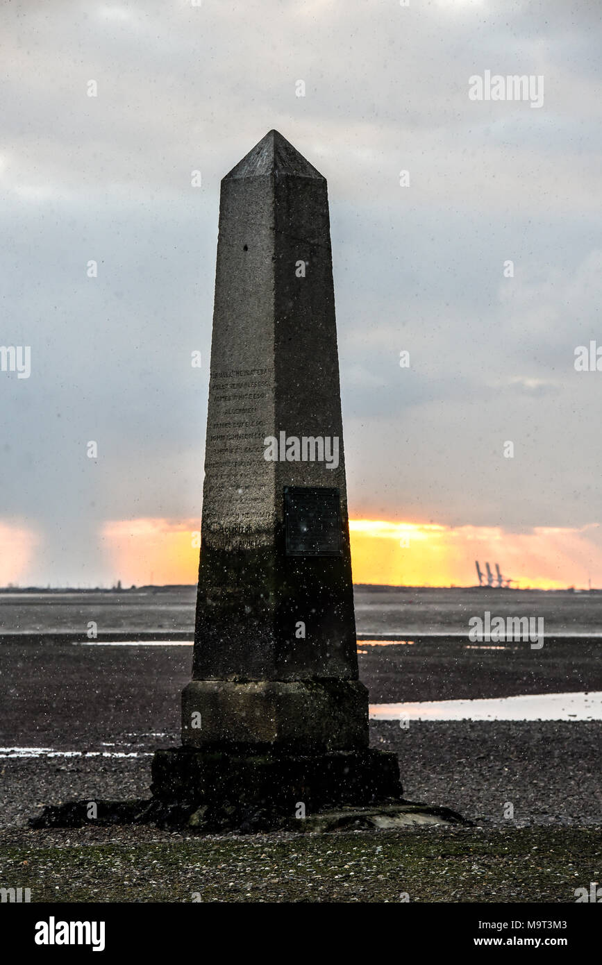 Yantlet beach hi-res stock photography and images - Alamy