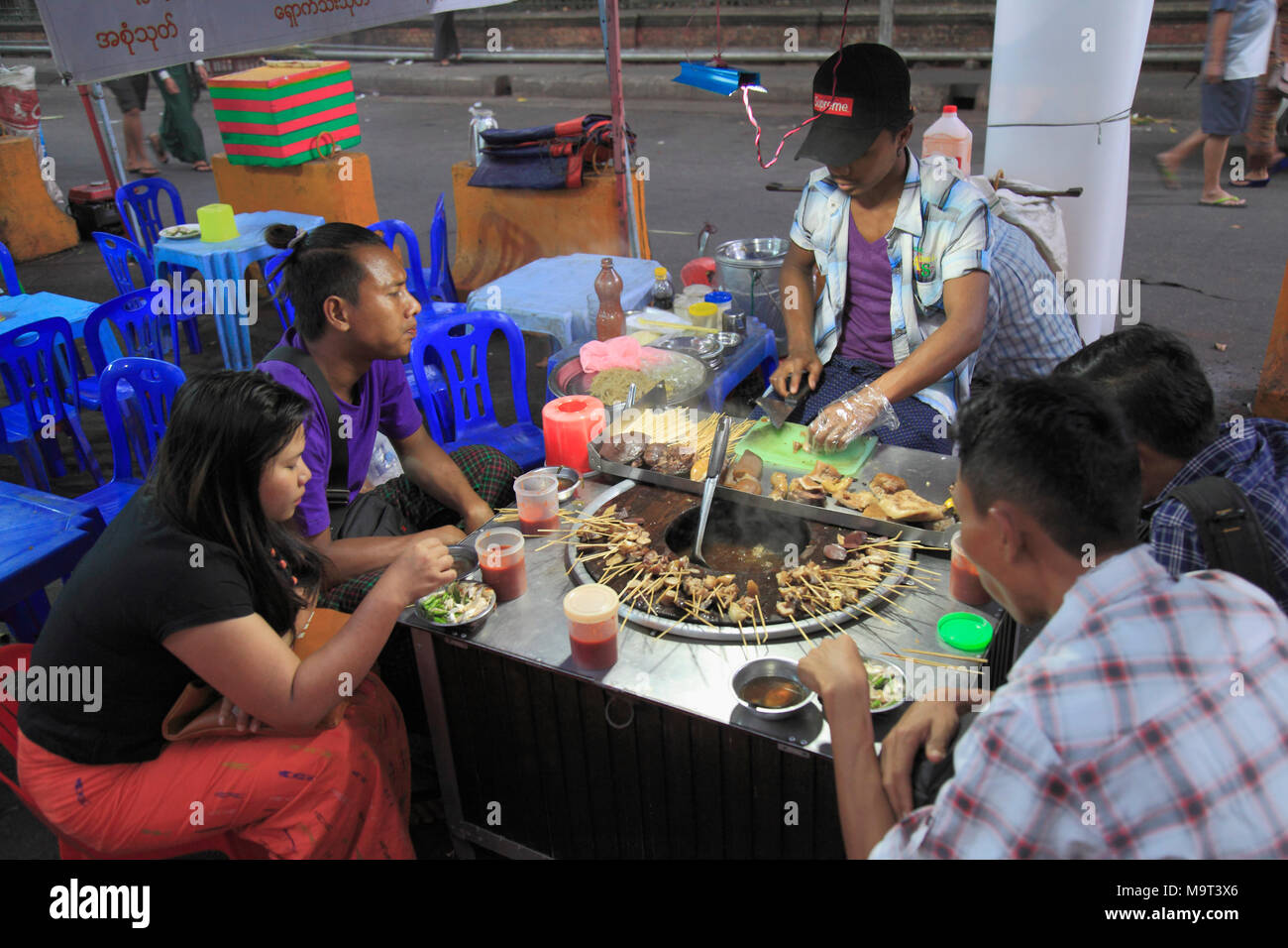Myanmar, Yangon, street food, restaurant, people Stock Photo - Alamy