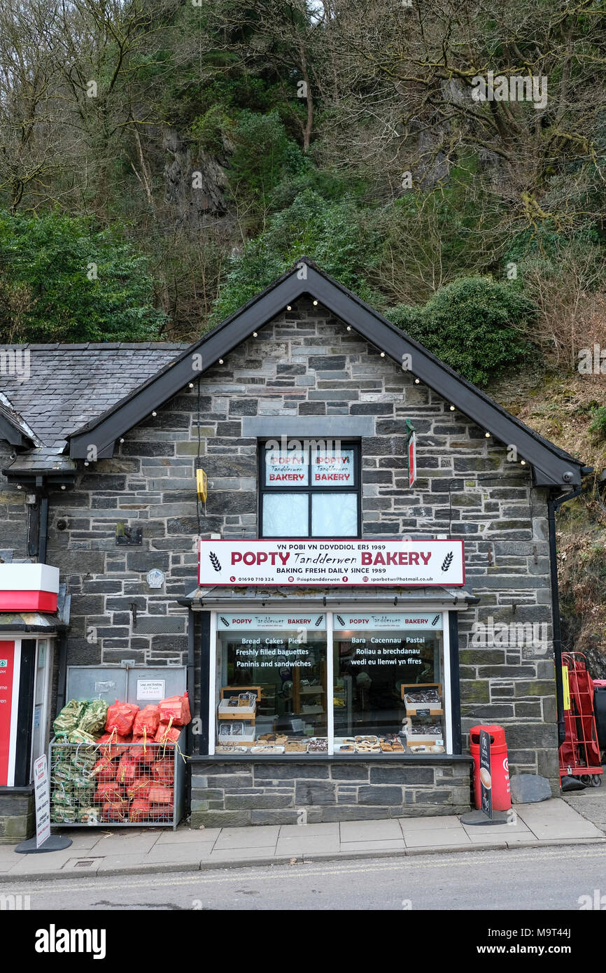 Popty hi-res stock photography and images - Alamy