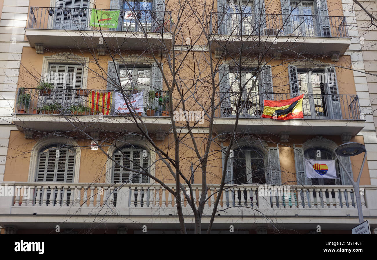Balconies of building displaying Catalan and Spanish flags, Barcelona ...