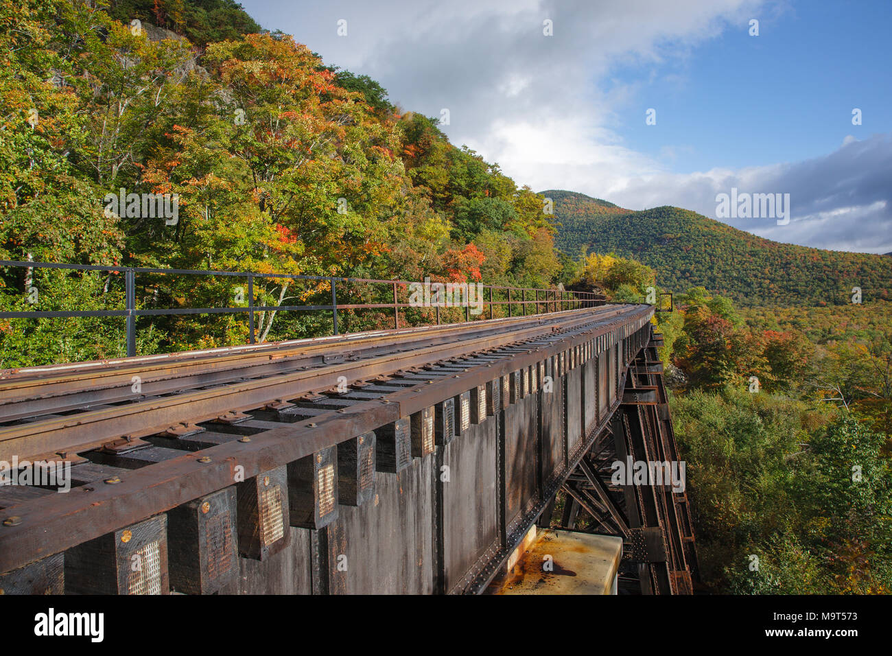 Crawford notch state park old hi-res stock photography and images - Alamy