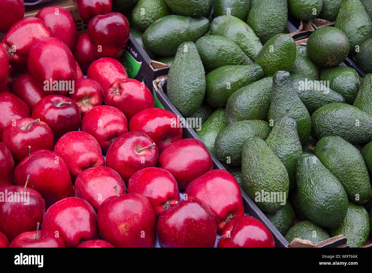 Apples and avocados Stock Photo - Alamy