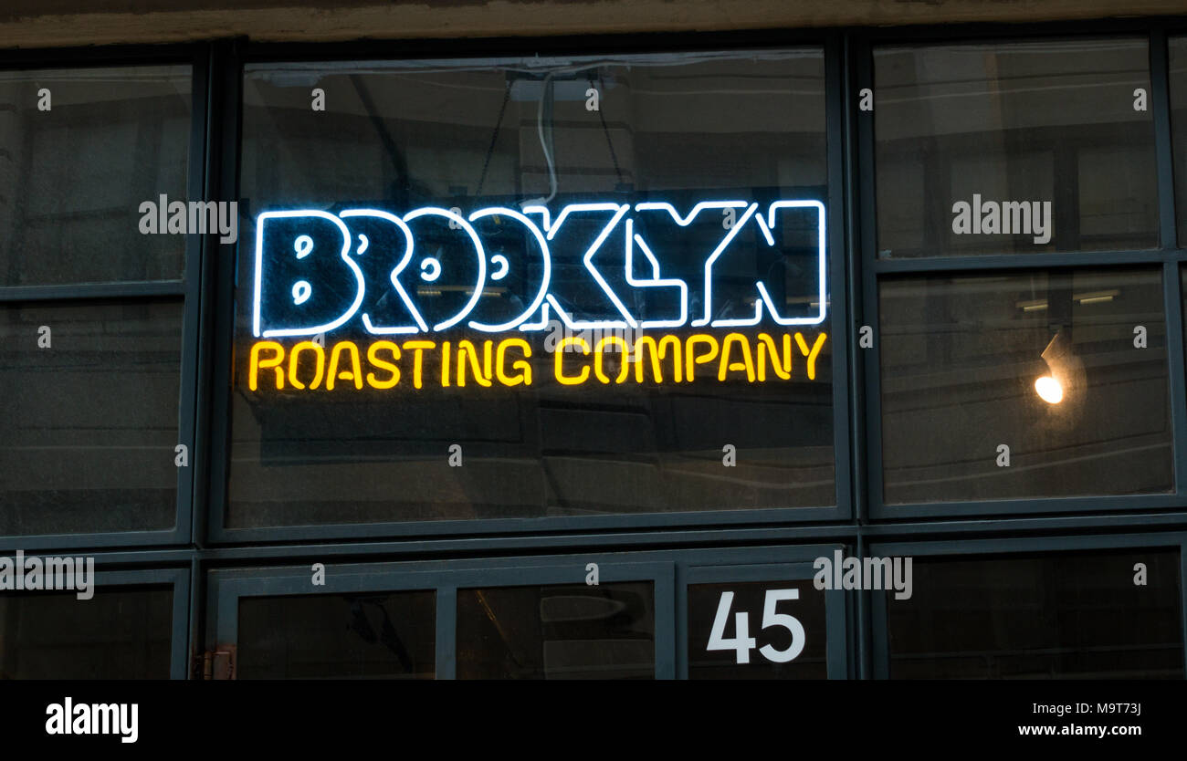 Brooklyn neon sign hi-res stock photography and images - Alamy
