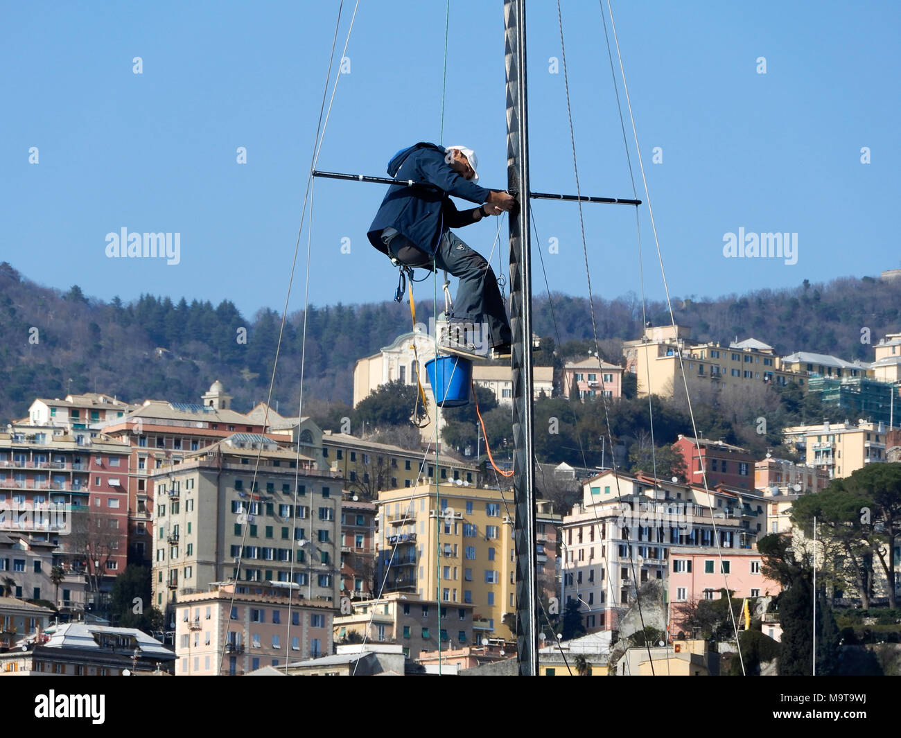 Man climbing mast sailing ship hi-res stock photography and images - Alamy