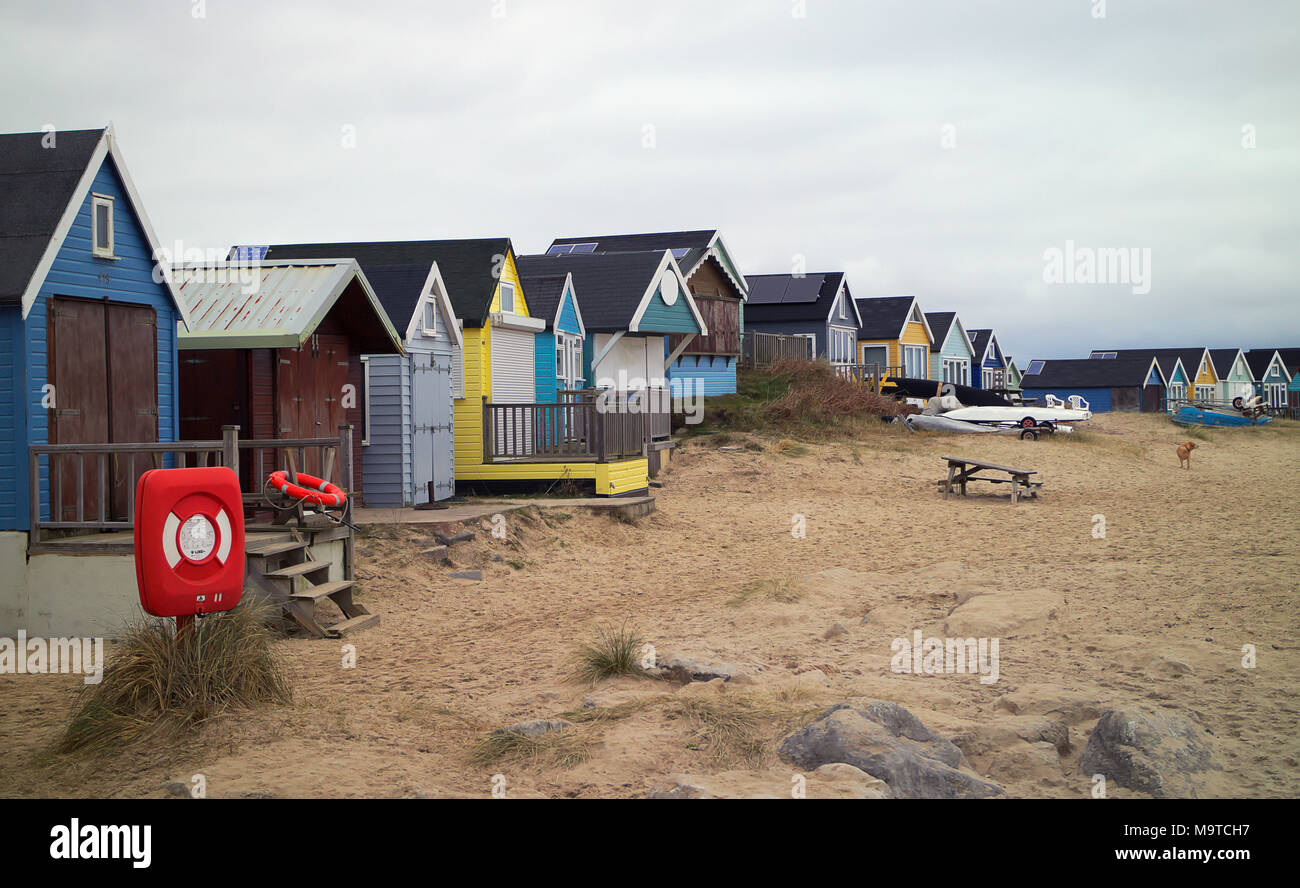 Britains most expensive beach huts at Mudeford Spit in Christchurch ...